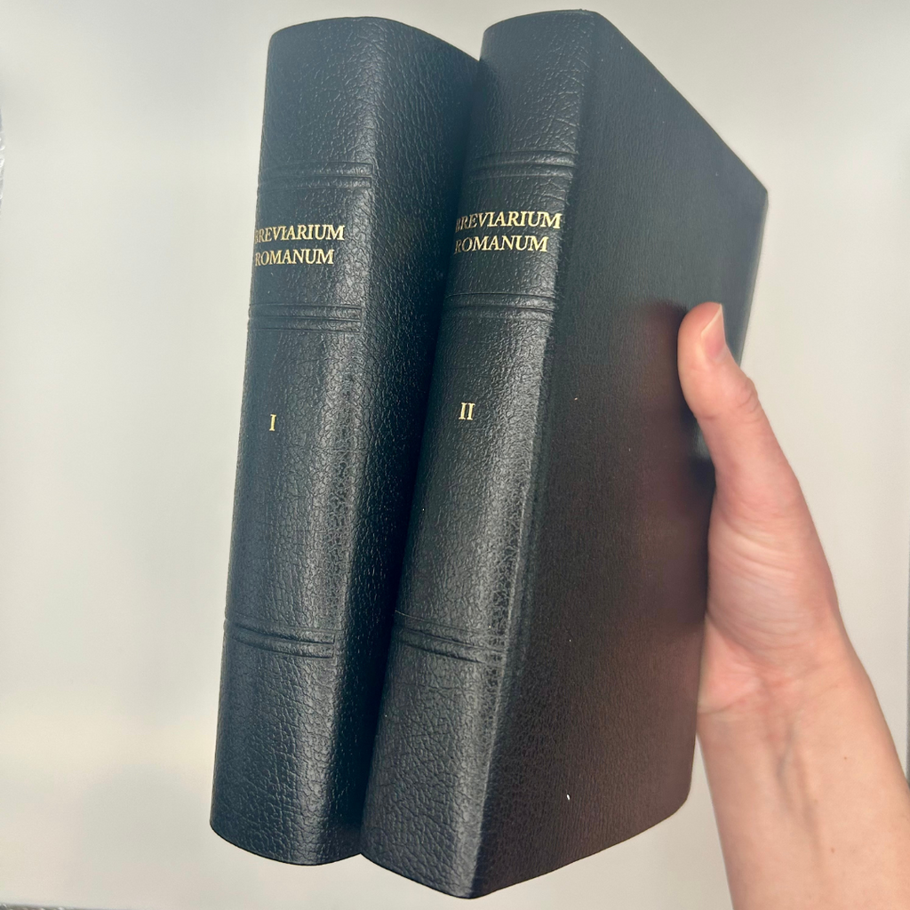 Roman Breviary (2 Volume Set: Includes Usa Propers And 4-Card Breviary ...